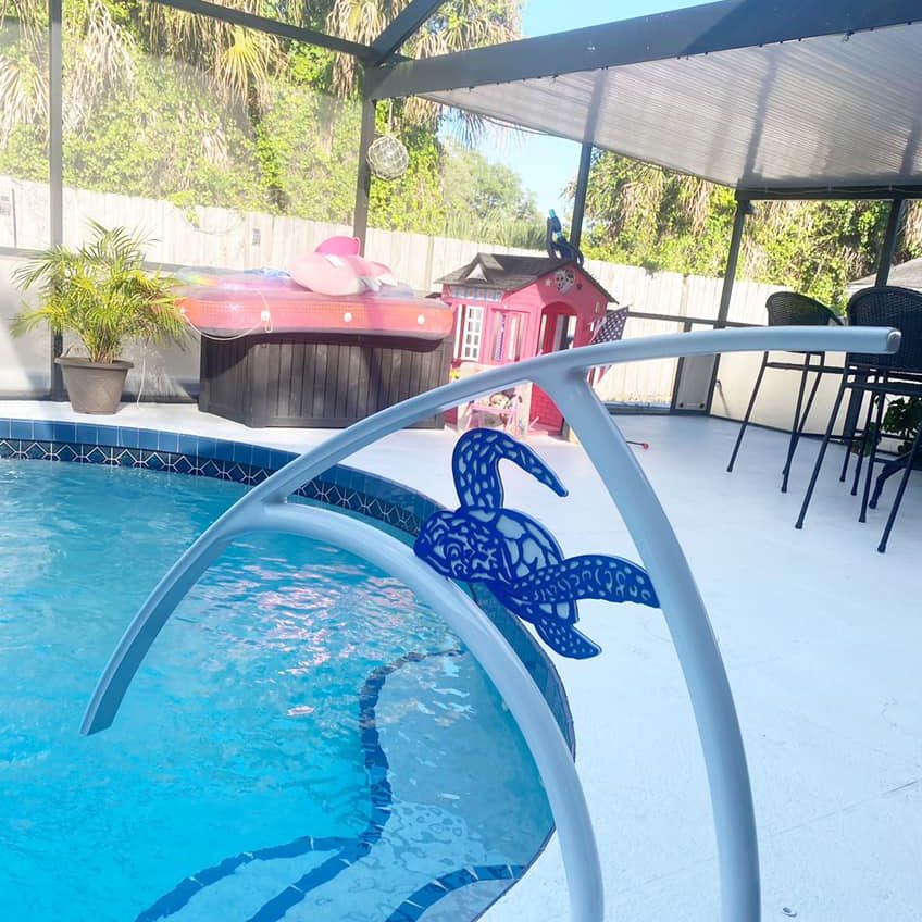 Pool Artistic Single Dolphin - Arrowhead Metal Art Designs - Artistic ...